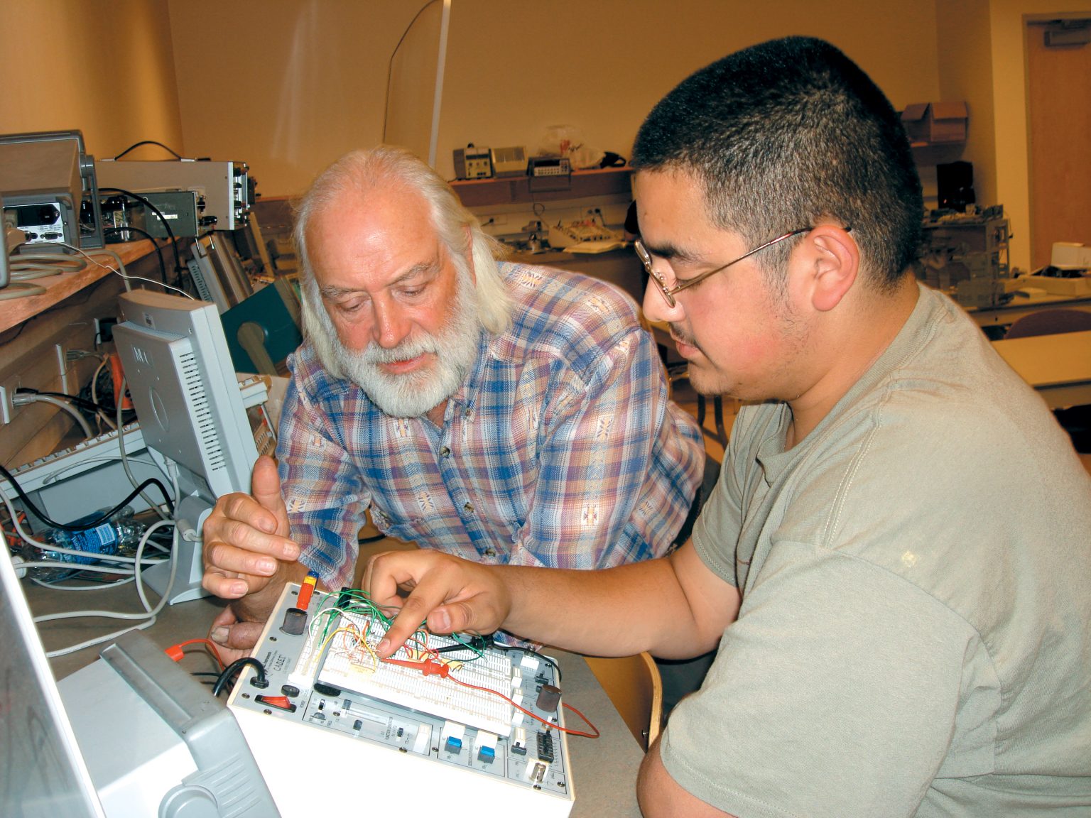 LANL Foundation – Investing in Learning & Human Potential